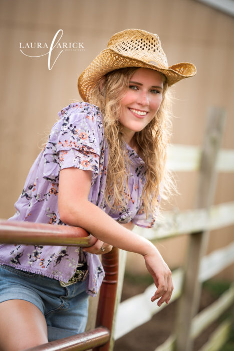 Senior Picture Experience with Class of 2019 Senior Maddie